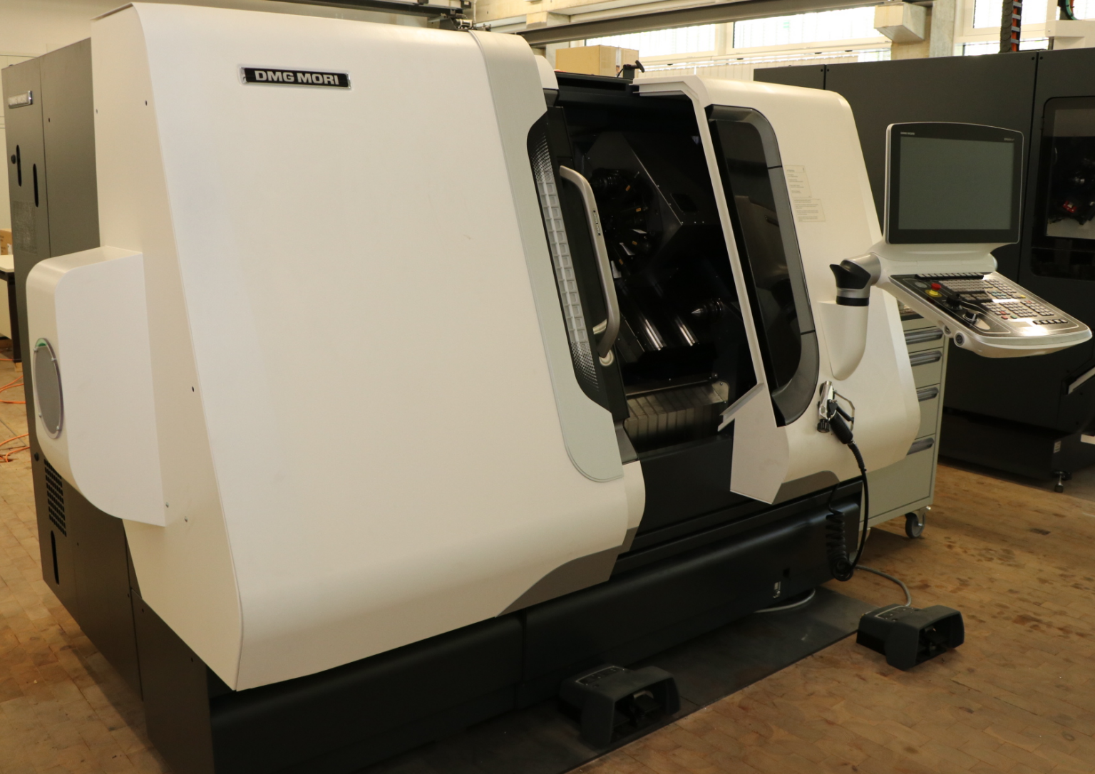 Universal-Drehmaschine (DMG – Universaldrehmaschine NEF 400 ...